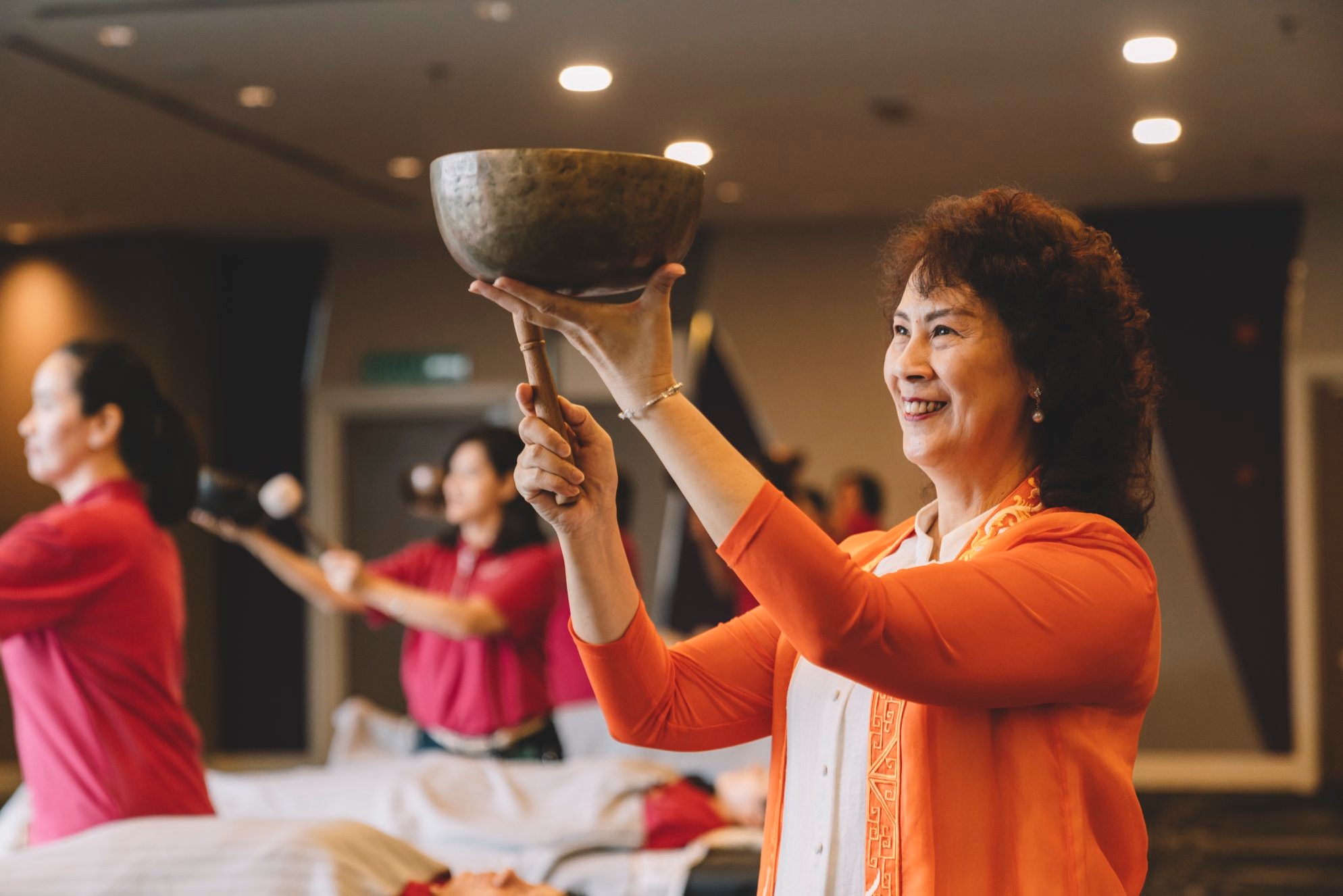 ENGLISH SINGING BOWL WORKSHOP BY MASTER MINDY CHUA JW